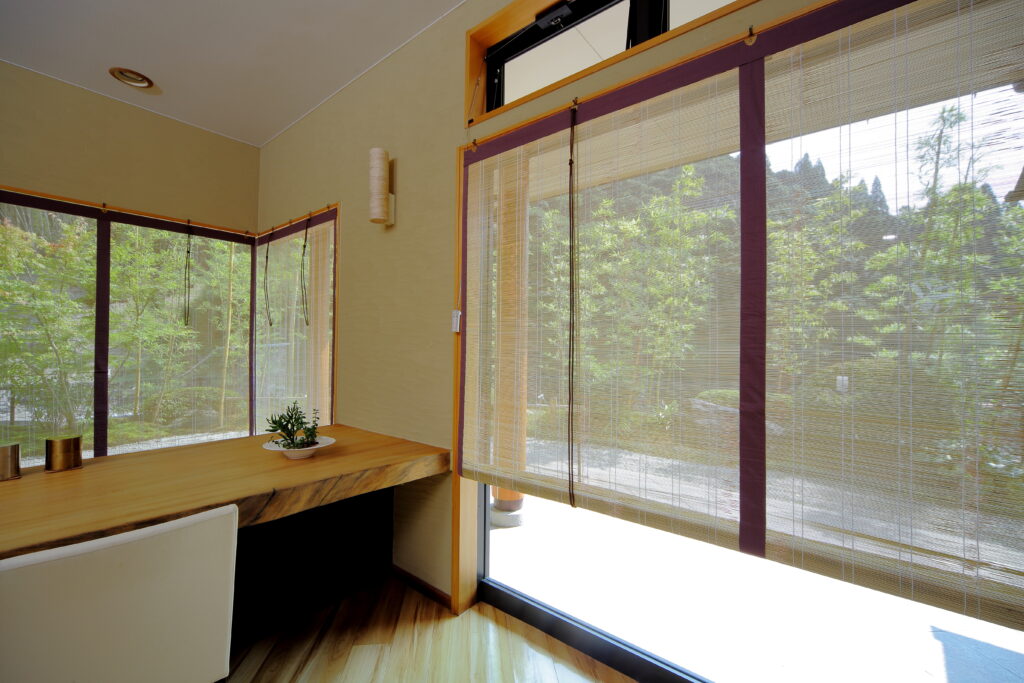 Maximizing Space with Tradition: Shikada Sangyo’s Extra-Wide ...